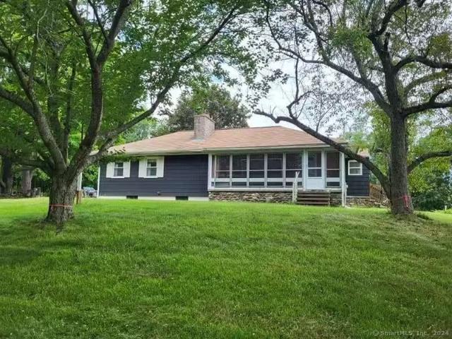 19 RT 197 Route, Woodstock, CT 06281 649434179