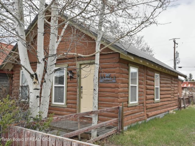 19 S Franklin Ave, Pinedale, WY 82941 | MLS #26 791