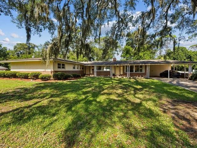 19 S 19th St, Fernandina Beach, FL 32034