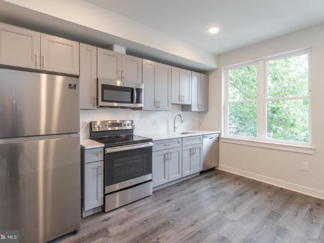 19 S 44Th Street # 4