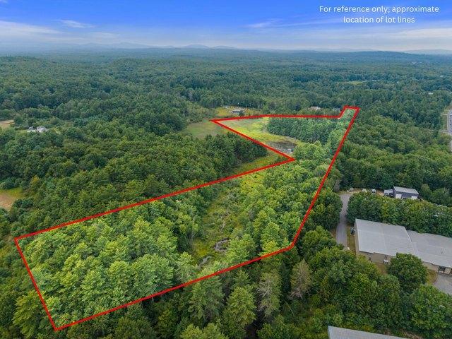 19 Scruton Pond Rd, Barrington, NH 03825
