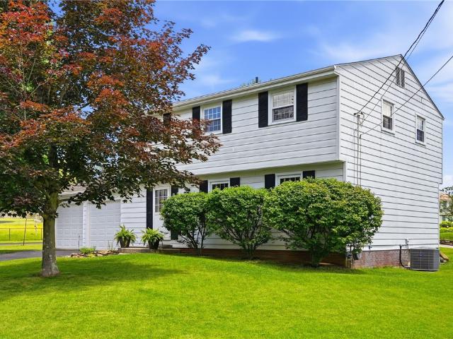 19 Seneca Drive