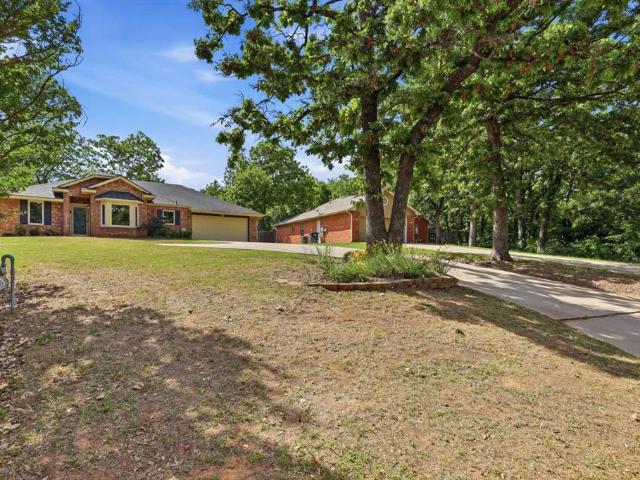 19 Sequoyah Boulevard
