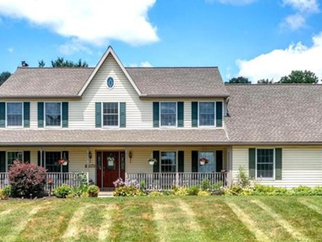 19 Sokol Dr, Kutztown, PA 19530