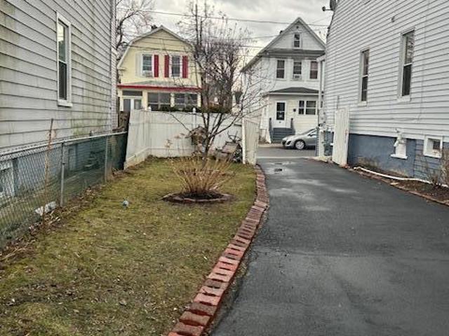19 Slingerland Street 19 #