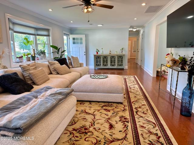 19 Spray Boulevard