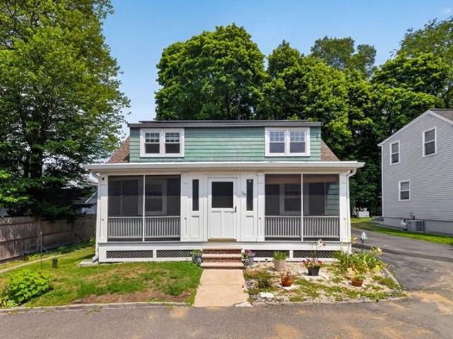 19 Springvale Ln, Lynn, MA 01904