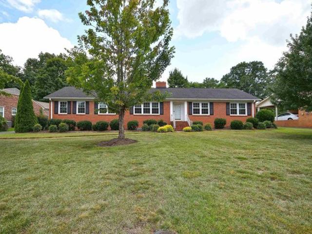 19 Spring Forest Rd, Greenville, SC 29615