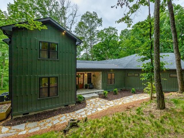 19 Stonehaven Dr, Signal Mountain, TN 37377