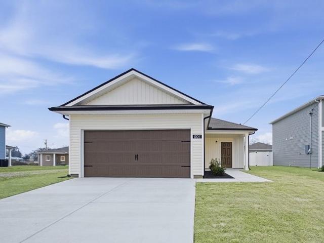 19 Stonehenge Cir NW, Manchester, TN 37355