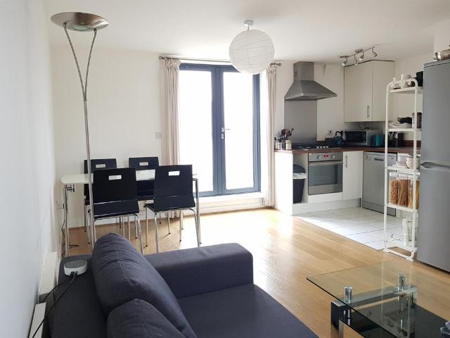 19 Sturry Street, Greater London, E14 1 bed flat to rent £1,800 pcm £415 pw