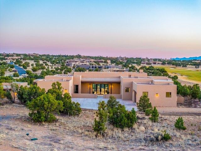 19 Summer Storm Cir, Santa Fe, NM 87506