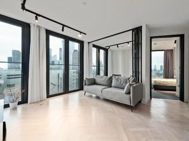 19 Sun Street