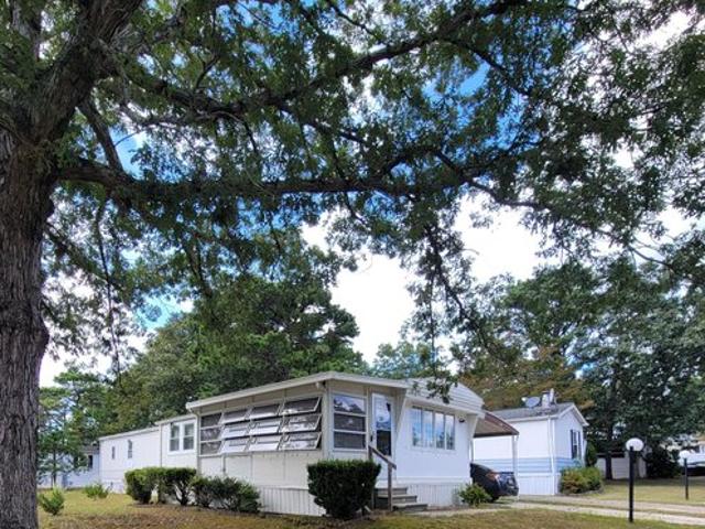 19 Susan Dr, Barnegat, NJ 08005