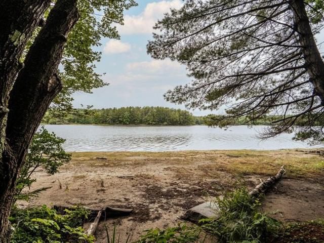 19 Sylvester Estates Dr, Greene, ME 04236