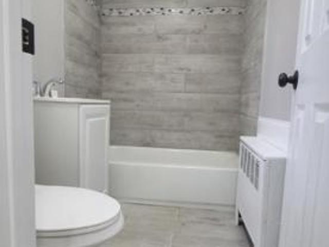 19B Carolyn Terrace, Roselle, NJ 07203
