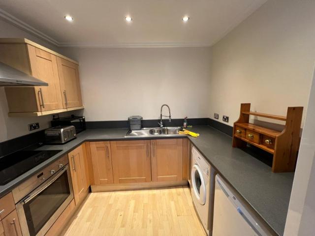 19TC Modern 2 Bedroom, 2 Bathroom Apartment