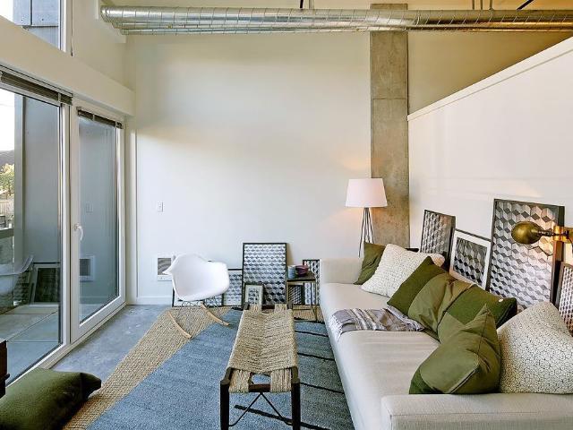 19th & Mercer 1 Bedroom Apartment for Rent at 526 19th Ave E, Seattle, WA 98112 Stevens
