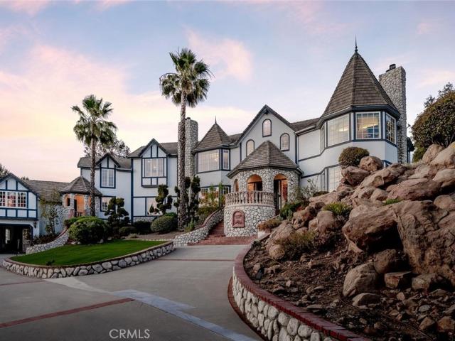 1 Mustang Lane