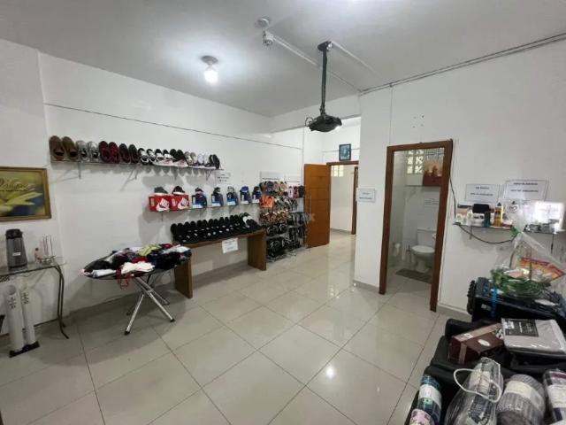 1 mês de aluguel grátis como carência na entrada! Sala com 83m² no centro