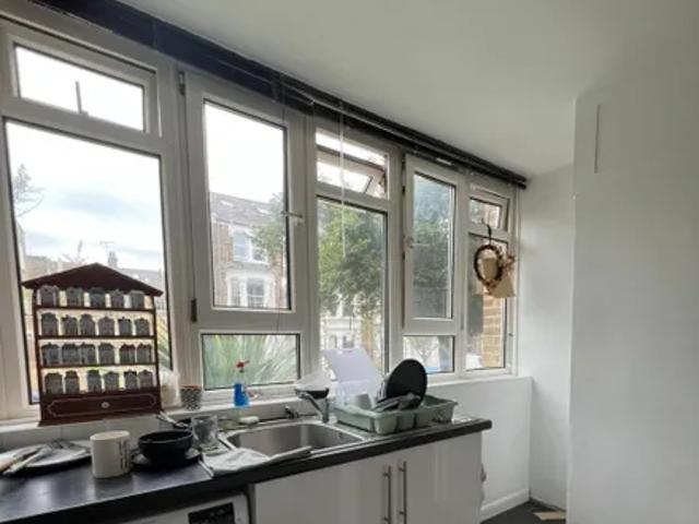1 Macroom Road, London, W9 3HY, United Kingdom | Room for rent #154589016 | Rentberry