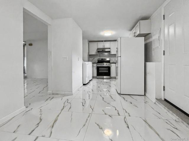 1 Maple Lane
