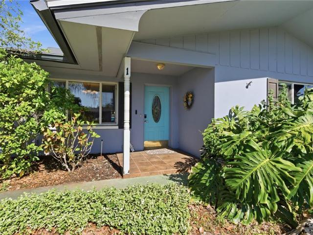 1 Maplewood Ave, Clearwater, FL 33765 | MLS #TB8498