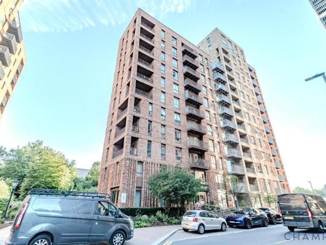 1, Mary Neuner Road, N8 2 bed flat to rent £2,500 pcm £577 pw