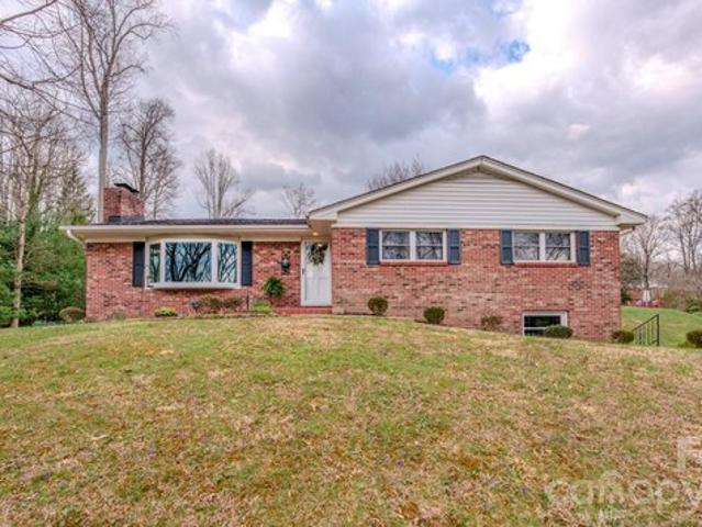 1 Mayfair Dr, Candler, NC 28715