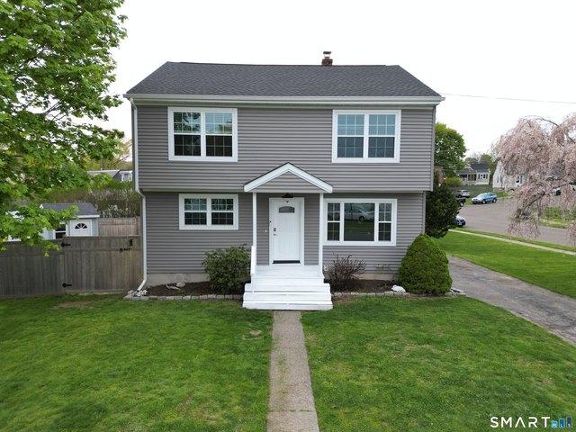 1 Mayflower Ct, Milford, CT 06460