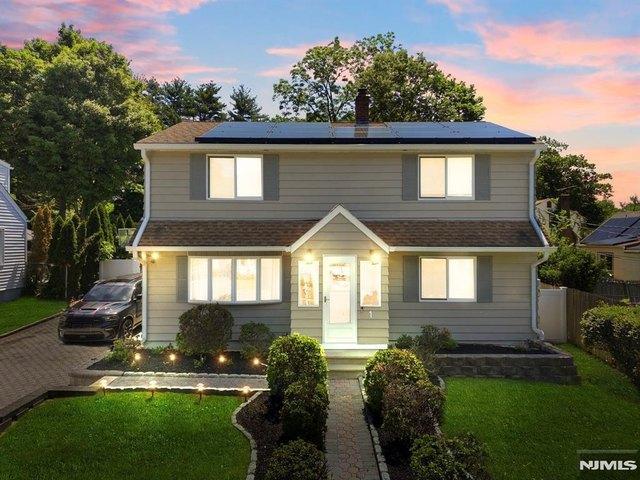 1 Merklin Ave, West Orange, NJ 07052