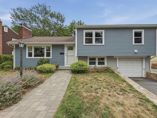 1 Middle St, Woburn, MA 01801