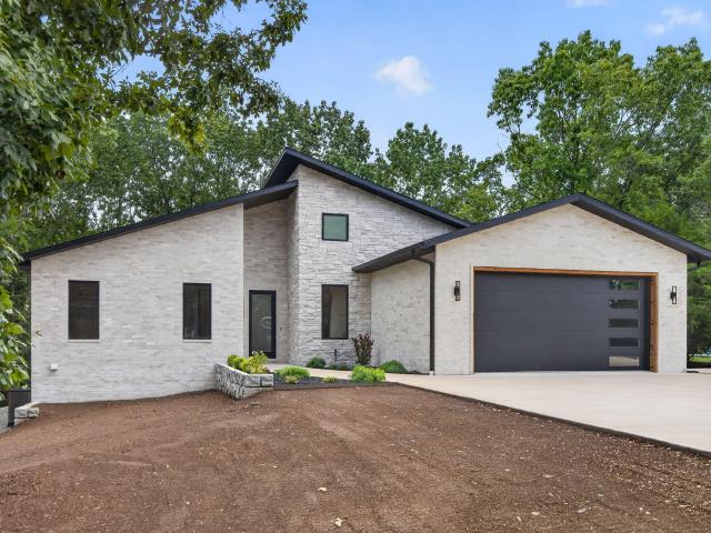 1 Midview Drive