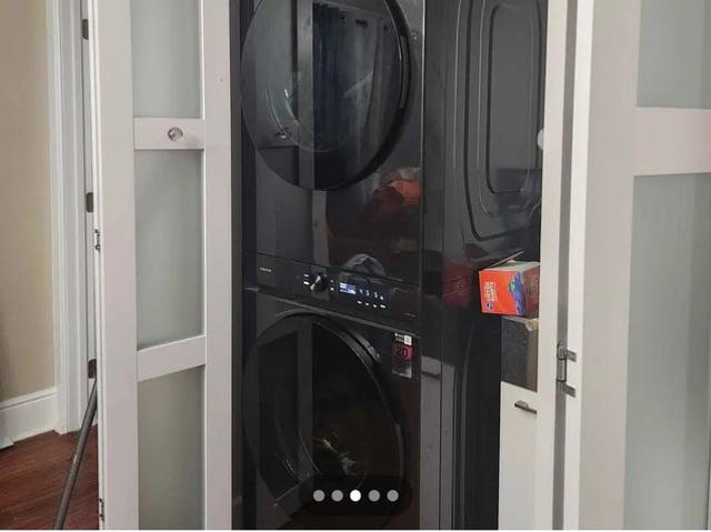 1 mile south from USC room 4 rent