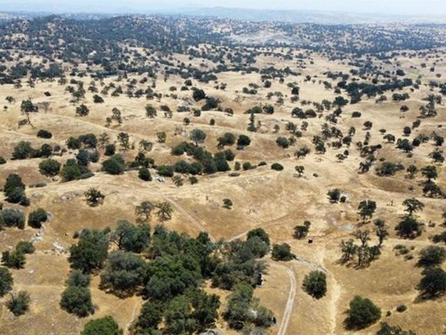 1 Millstream, Madera, CA 93636