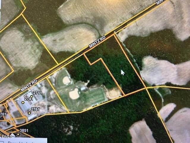 1 Mintz Rd, Roseboro, NC 28382