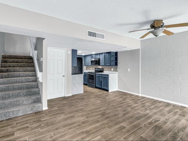 $1,mo | Remodeled 1BB Phoenix Condo near I_ | WSG