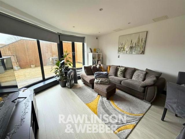 1 Molesey Road, West Molesey KT8 1 bed apartment to rent £1,450 pcm £335 pw