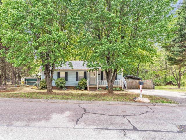 1 Mona Way, Greenville, SC 29611 | MLS #1587 | Compass