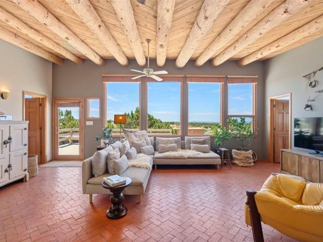 1 Monte Alto Way, Santa Fe, NM 87508