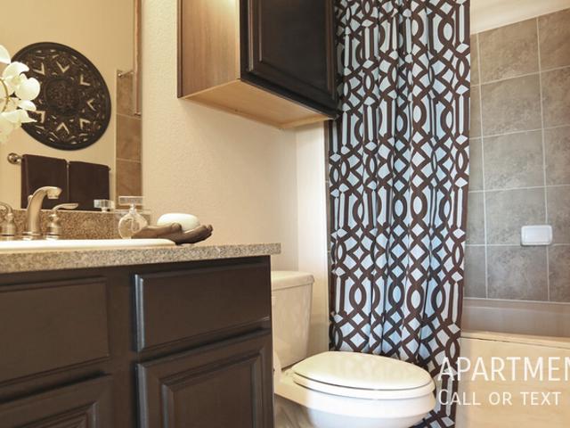1 month free looking for your next home sweet home in Conroe