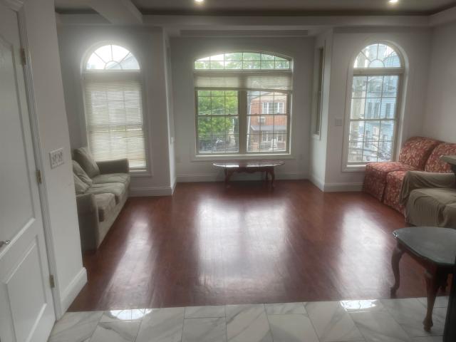 1 Montrose Ave # 2