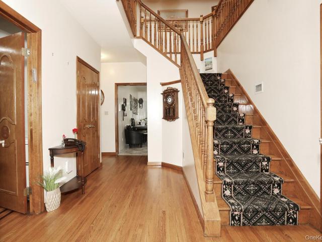 1 Morris Road