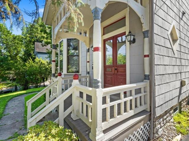 1 Moyer Pl, Cincinnati, OH 45208