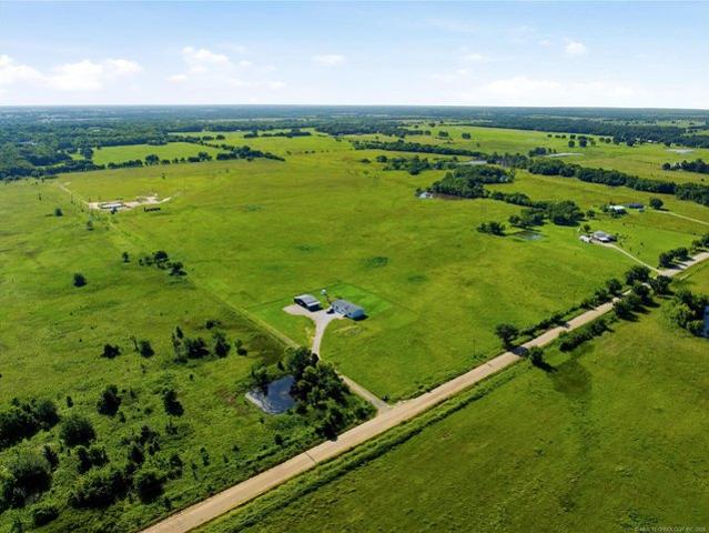 1 N 300 Rd, Okmulgee, OK 74447
