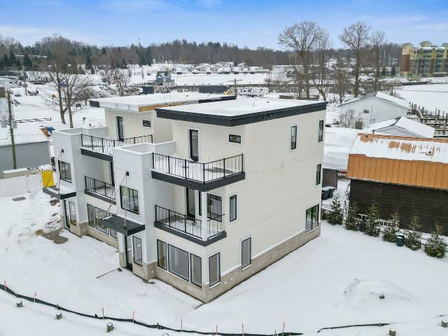 1 N Bailey Avenue, #1, South Haven, US, MI