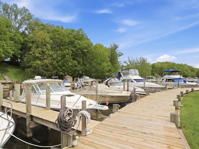 1 N Bailey Avenue # 1
