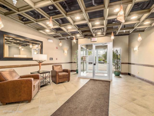 1 N Beacon Place # 511