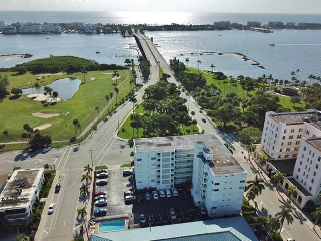 1 N Golfview Rd Apt 205, Lake Worth Beach, FL 33460