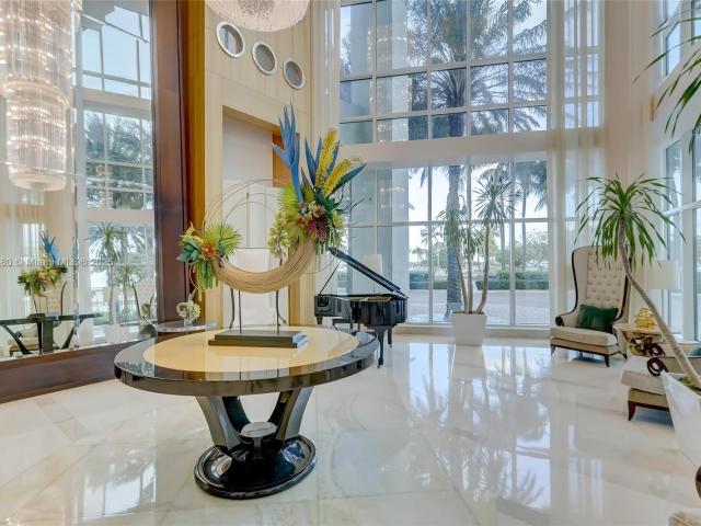 1 N Ocean Blvd, Unit 1011, Pompano Beach, FL 33062 | MLS #A11918